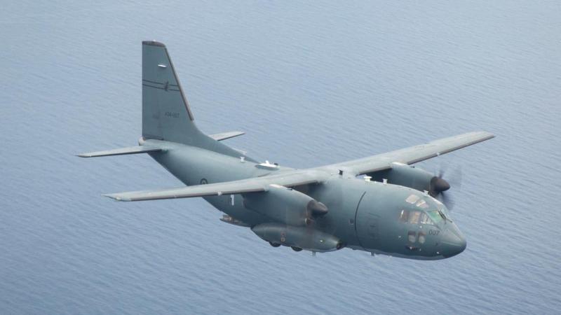 Parachute training over Salt Ash, New South Wales | Air Force